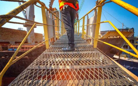 OSHA Maritime Fall Protection - Illustra Pro