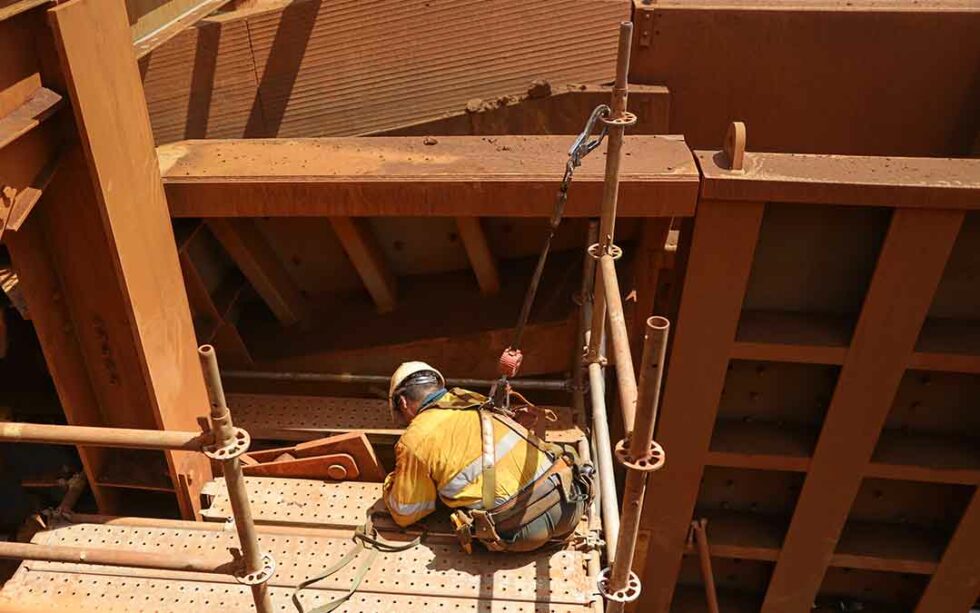 What is OSHA Fall Protection? - Illustra Pro