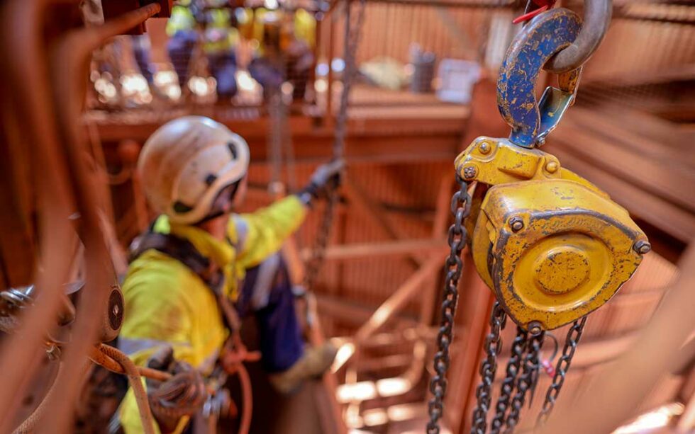Safe Rigging Practices: OSHA general & shipyard standards
